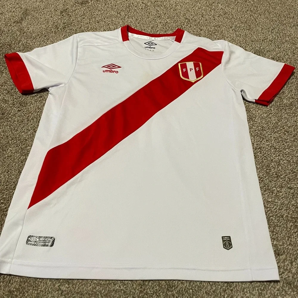 Umbro | Shirts | Umbro Peru National Football Soccer Jersey White Red ...